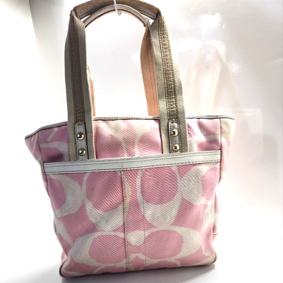 Coach | Bags | Coach Hampton Pink Scribble Signature Canvas Tote Y2k ...